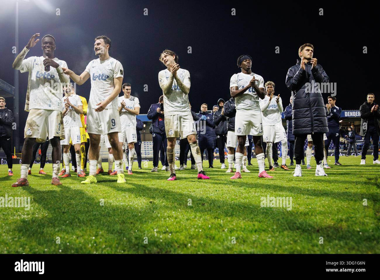 Union's players celebrate after winning a soccer game between FCV ...