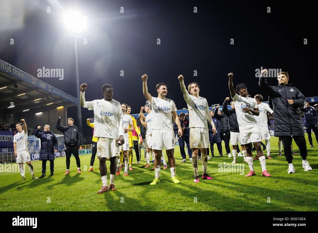 Union's players celebrate after winning a soccer game between FCV ...