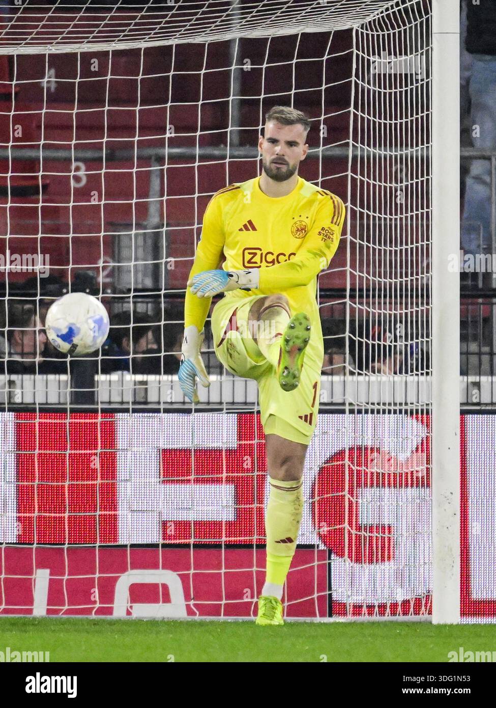 ALKMAAR - Ajax goalkeeper Vitezslav Jaros is disappointed with the 6-0 ...