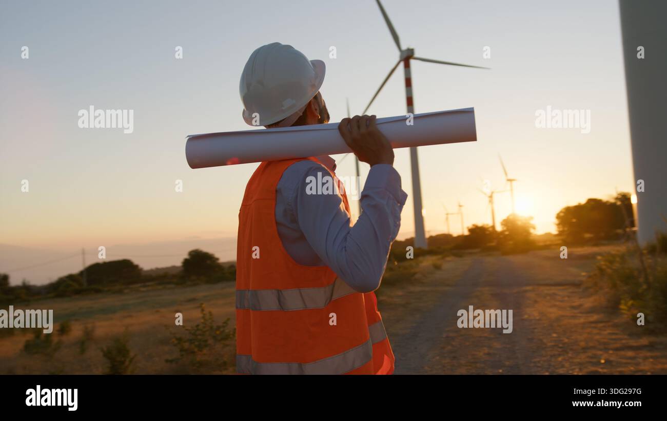 Environmental worker hi-res stock photography and images - Alamy