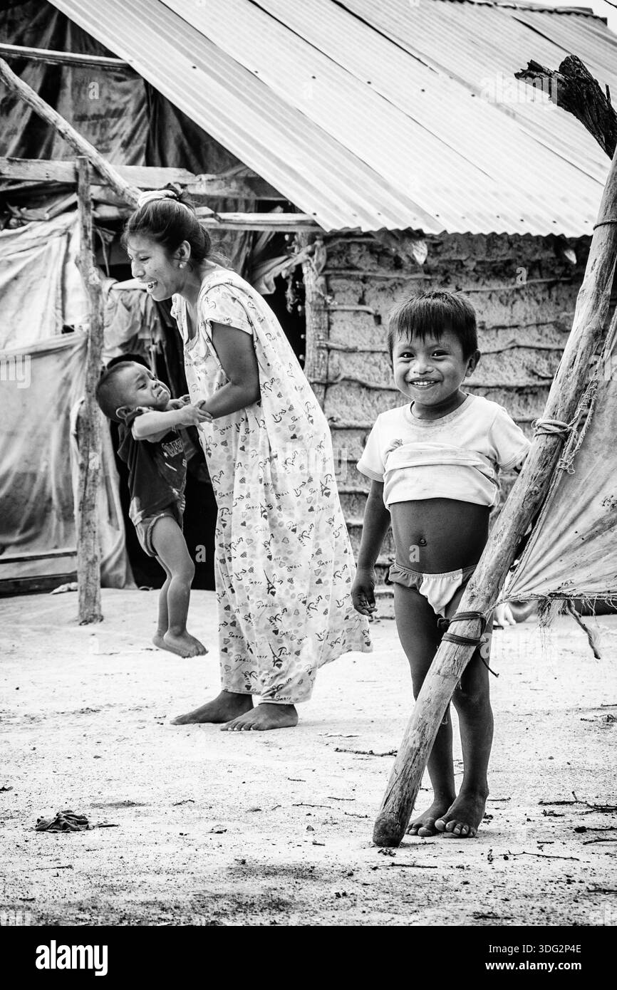 Wayuu indigenous community in Camarones, La Guajira, Colombia. Portrait ...