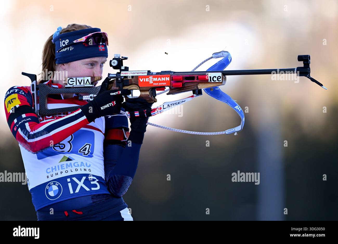 14 January 2026, Bavaria, Ruhpolding: Biathlon: World Cup, relay 4 x 6 ...