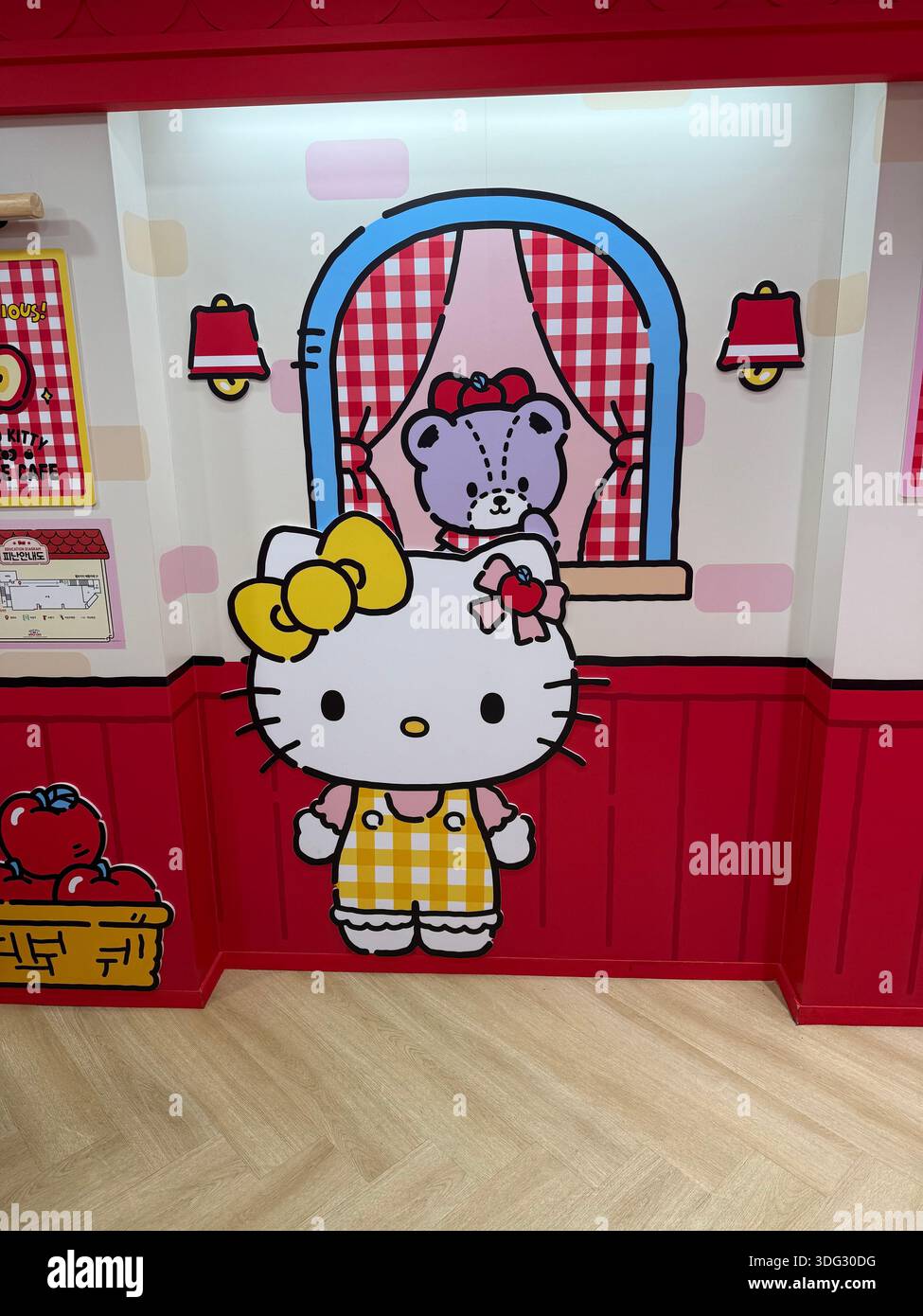 Hello Kitty Cafe Myeongdong Seoul South Korea Stock Photo - Alamy