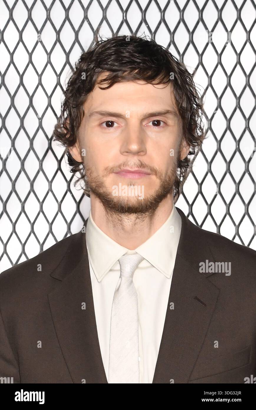 New York, NY, USA. 14th Jan, 2026. Evan Peters at the FX premiere of ...