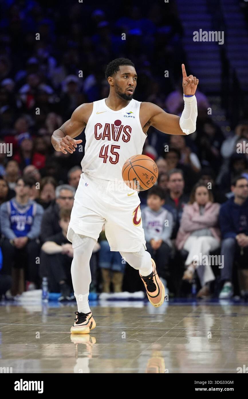 Cleveland Cavaliers' Donovan Mitchell plays during an NBA basketball ...