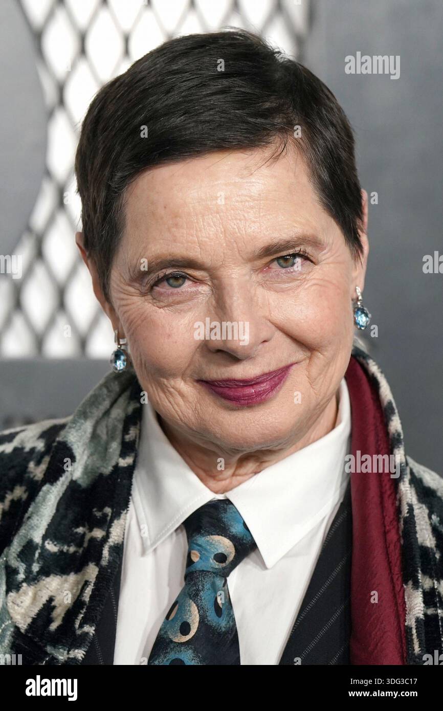 Ny. 14th Jan, 2026. Isabella Rossellini at arrivals for THE BEAUTY ...