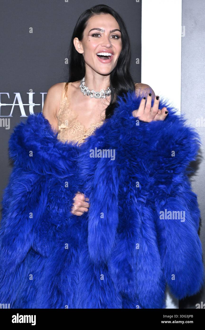 New York, USA. 14th Jan, 2026. Amelia Gray walking the red carpet at FX ...