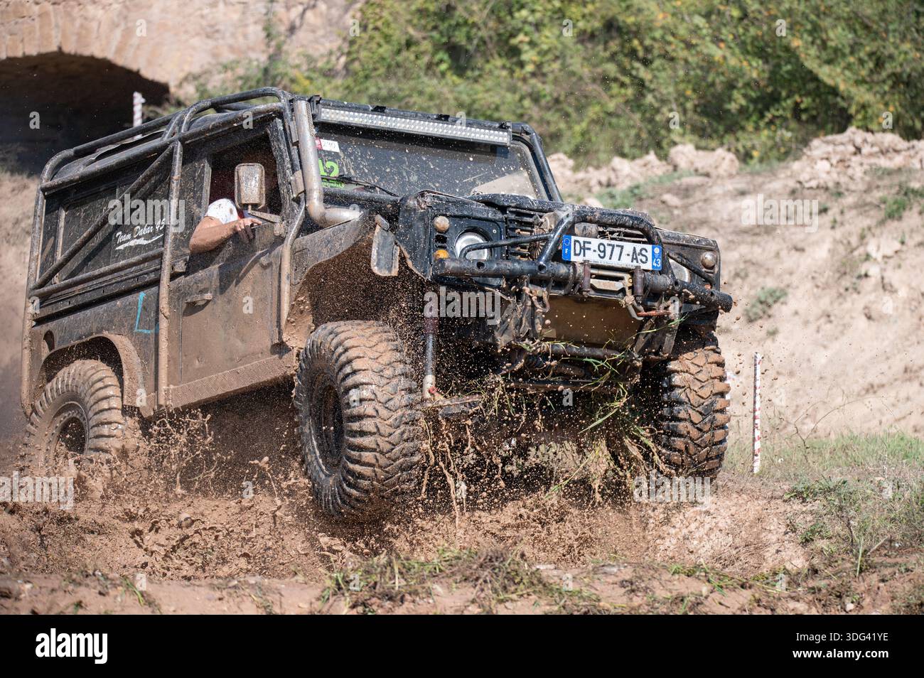 Close up of a black modified Land Rover Defender showing extreme ...