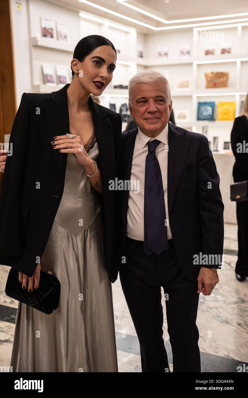 **NO WEB AND NEWSPAPERS ONLY FOR ITALY** The premiere of La Bohème at ...