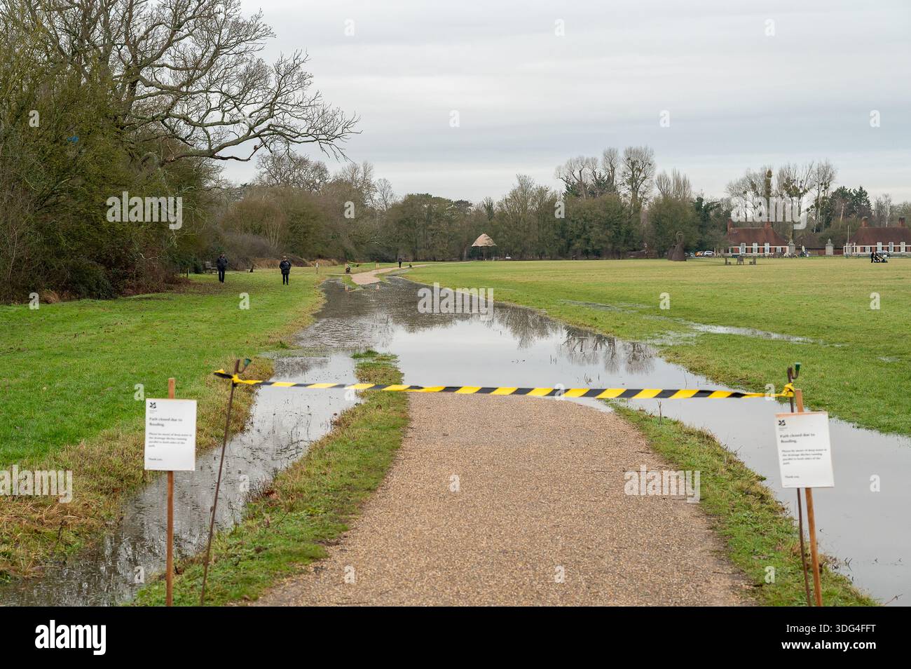 Runnymede, Surrey, UK. 14th January, 2026. The footpath up to the Magna ...