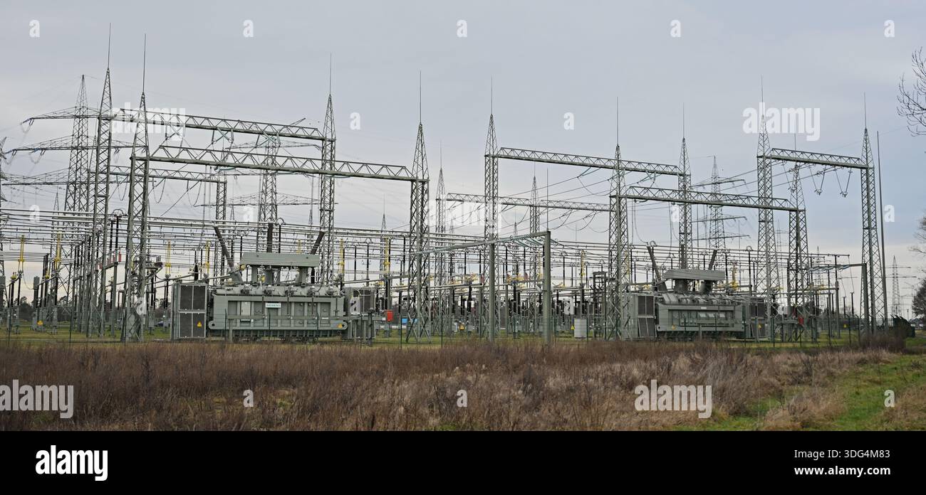 14 January 2026, Hesse, Pfungstadt: Two transformers are located in a ...