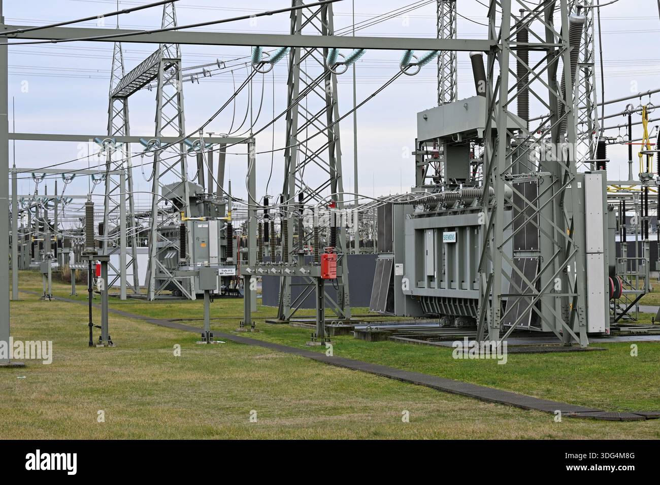 14 January 2026, Hesse, Pfungstadt: Several transformers are located in ...