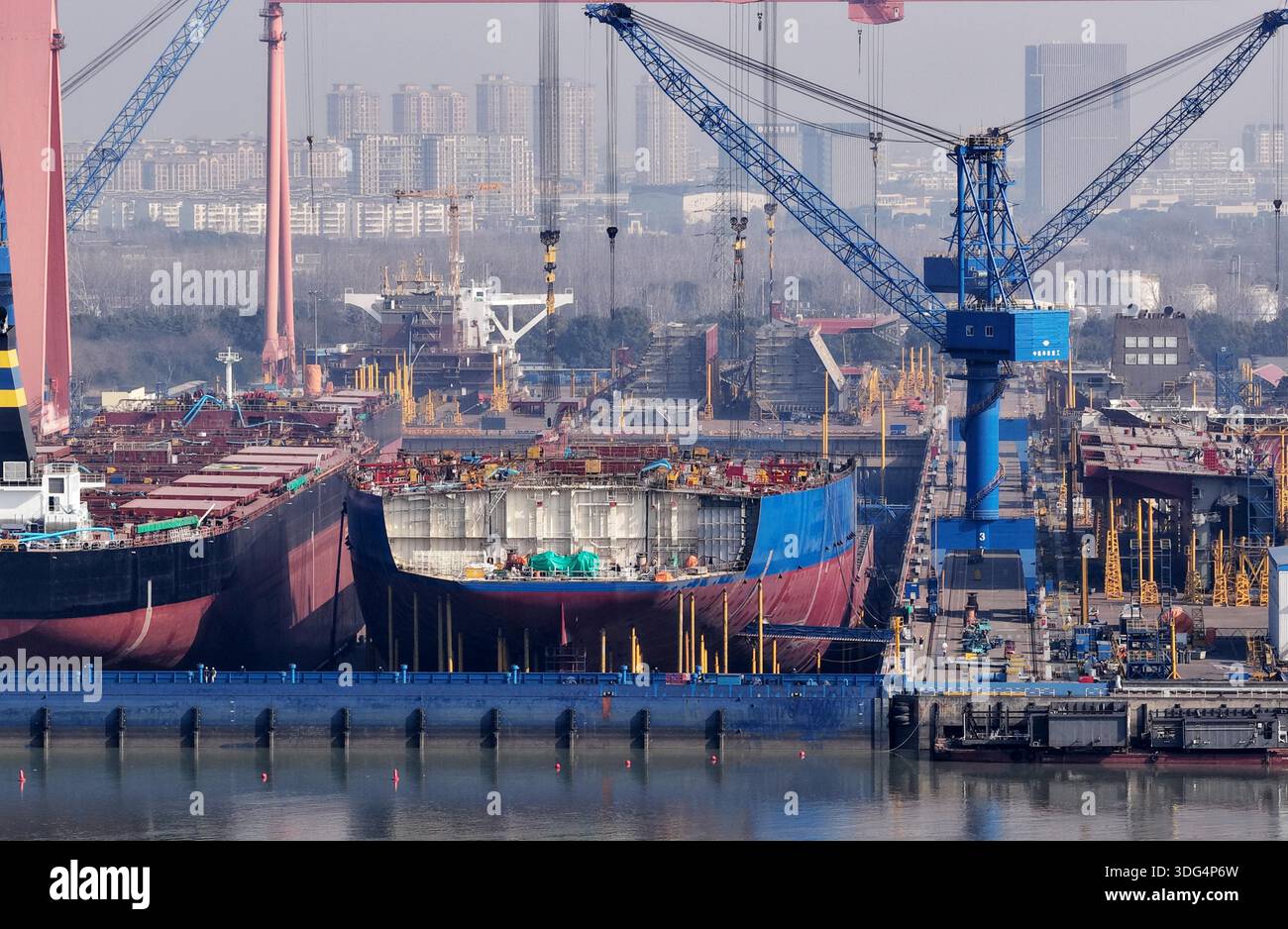 Aerial photo shows busy ship building in Yangzhou City, east China's ...