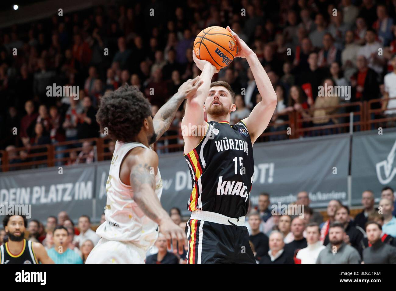 f.l.t.r.: Rickey McGill (Patrioti Levice, 0) and Ryan Schwieger ...