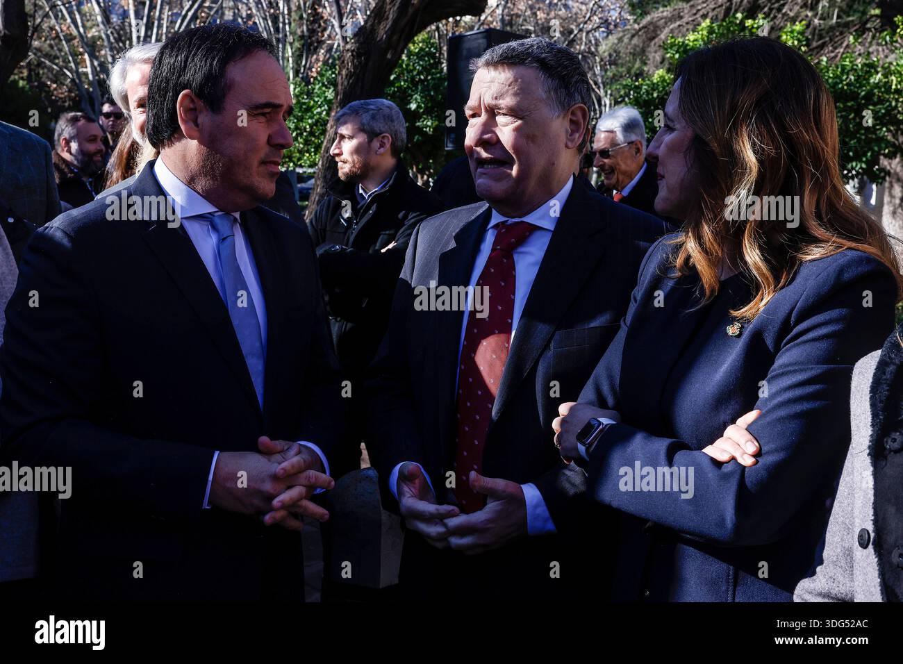 The president of the Generalitat, Juanfran Pérez Llorca, the former ...