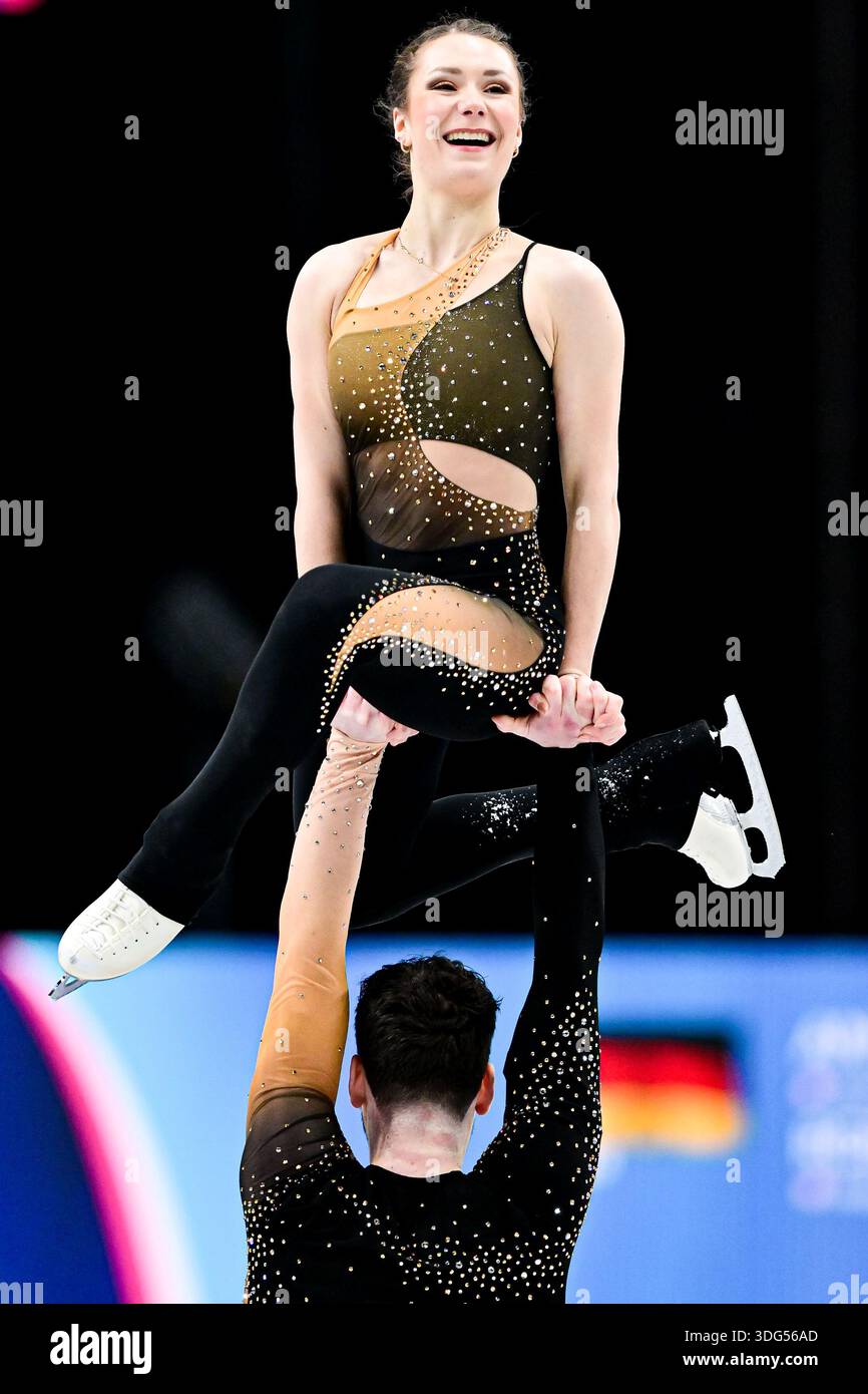 Annika HOCKE & Robert KUNKEL (GER), during Pairs Short Program, at the ...