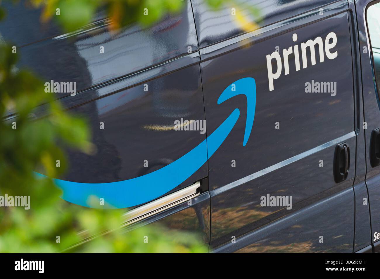 Prime van hi-res stock photography and images - Alamy