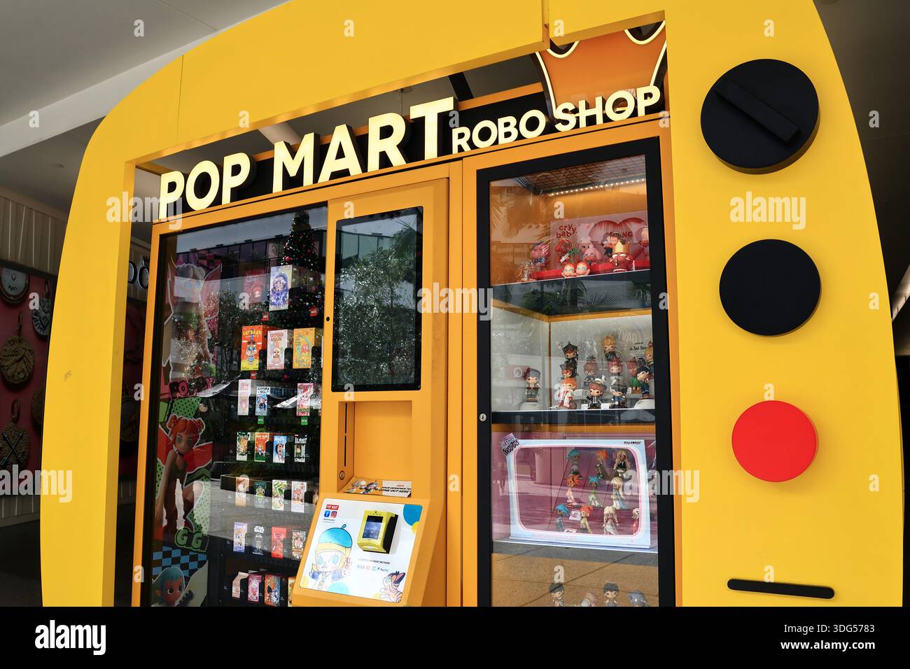 POP MART Robo Shop vending machine Stock Photo - Alamy
