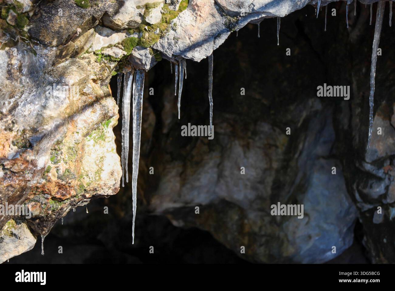 Dark cave opening showing hi-res stock photography and images - Alamy