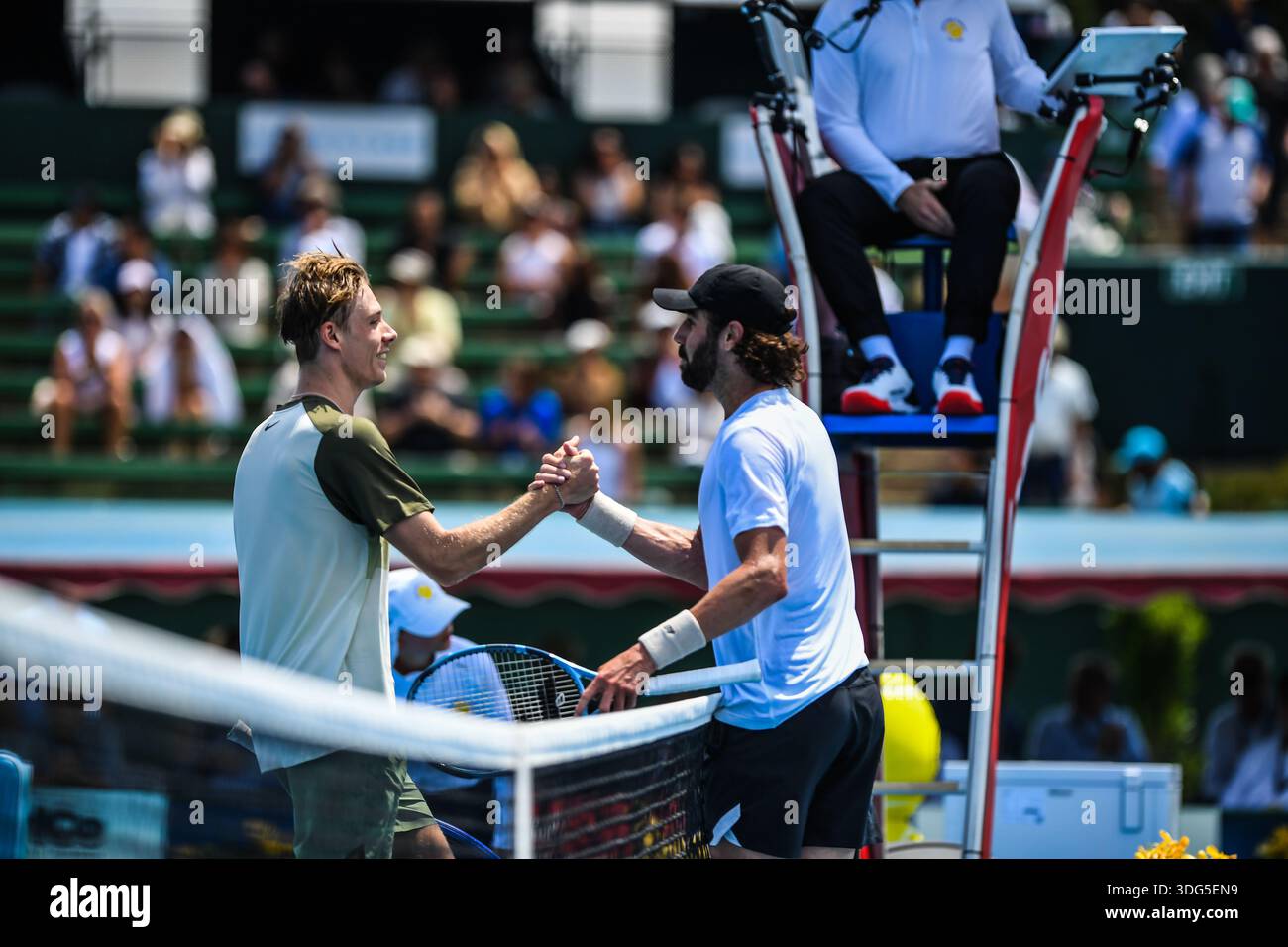 Denis Shapovalov of Canada (L) and Jordan Thompson of Australia (R) are ...