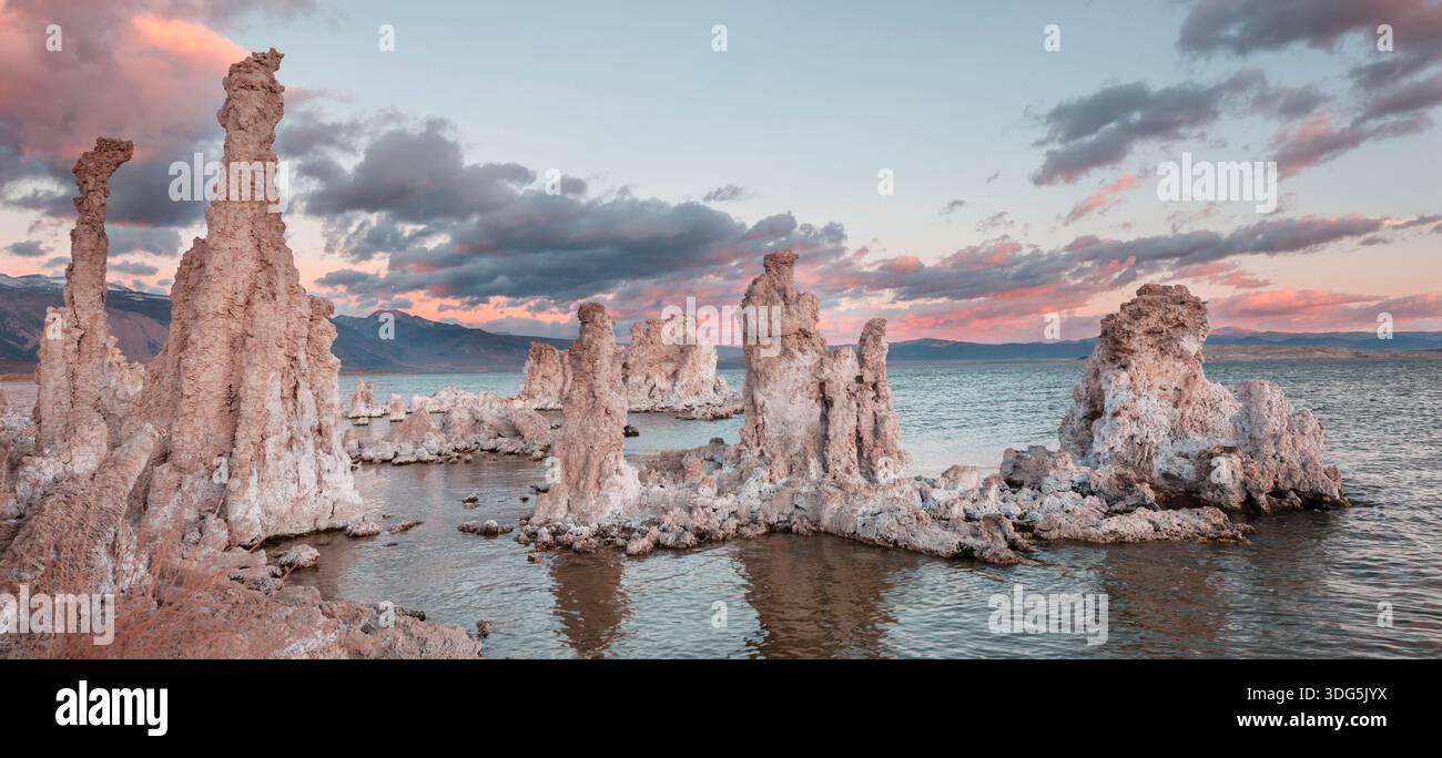 Unusual Mono lake formations at the sunrise Stock Photo - Alamy