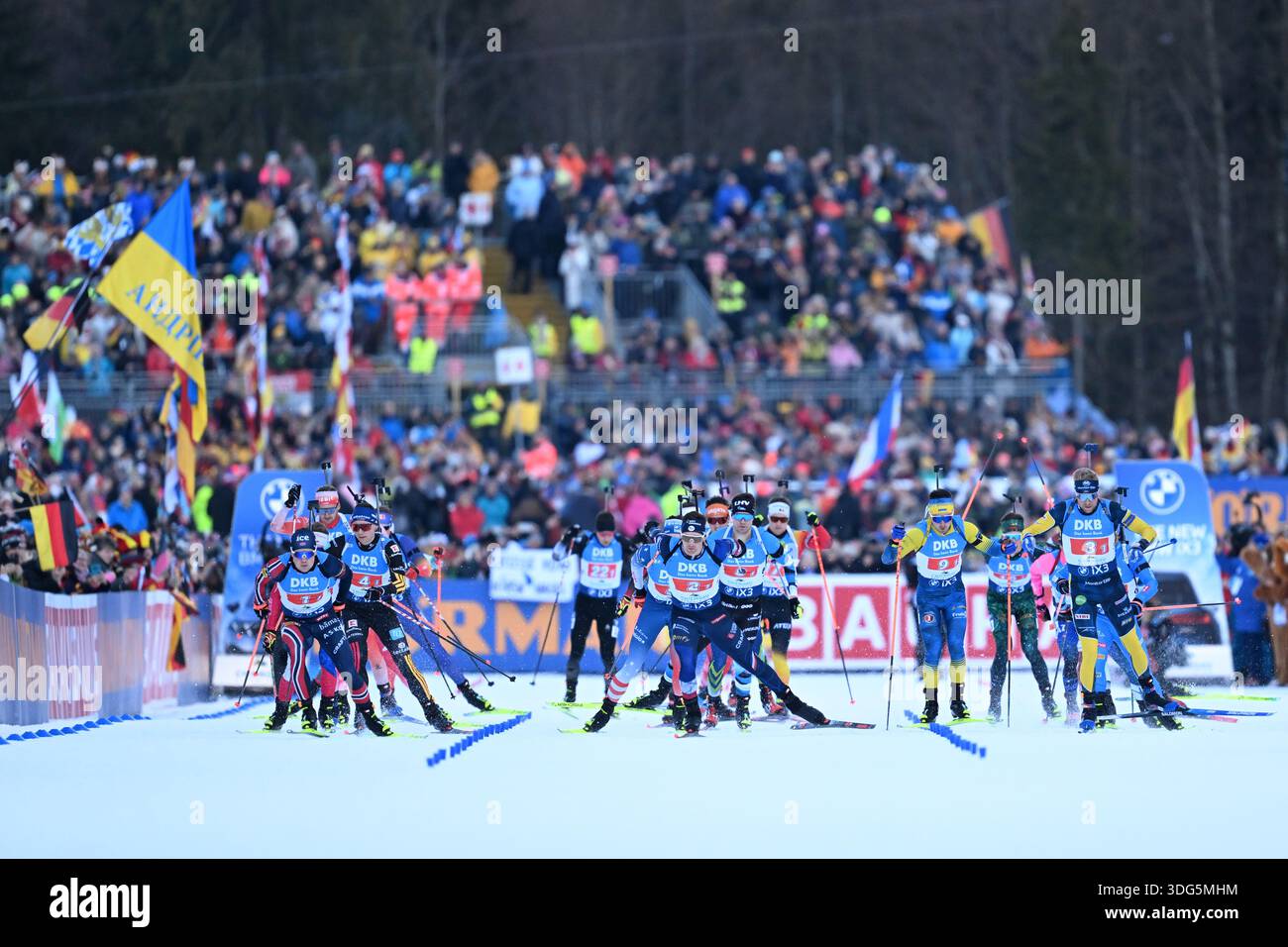 15 January 2026, Bavaria, Ruhpolding: Biathlon: World Cup, relay 4 x 7. ...
