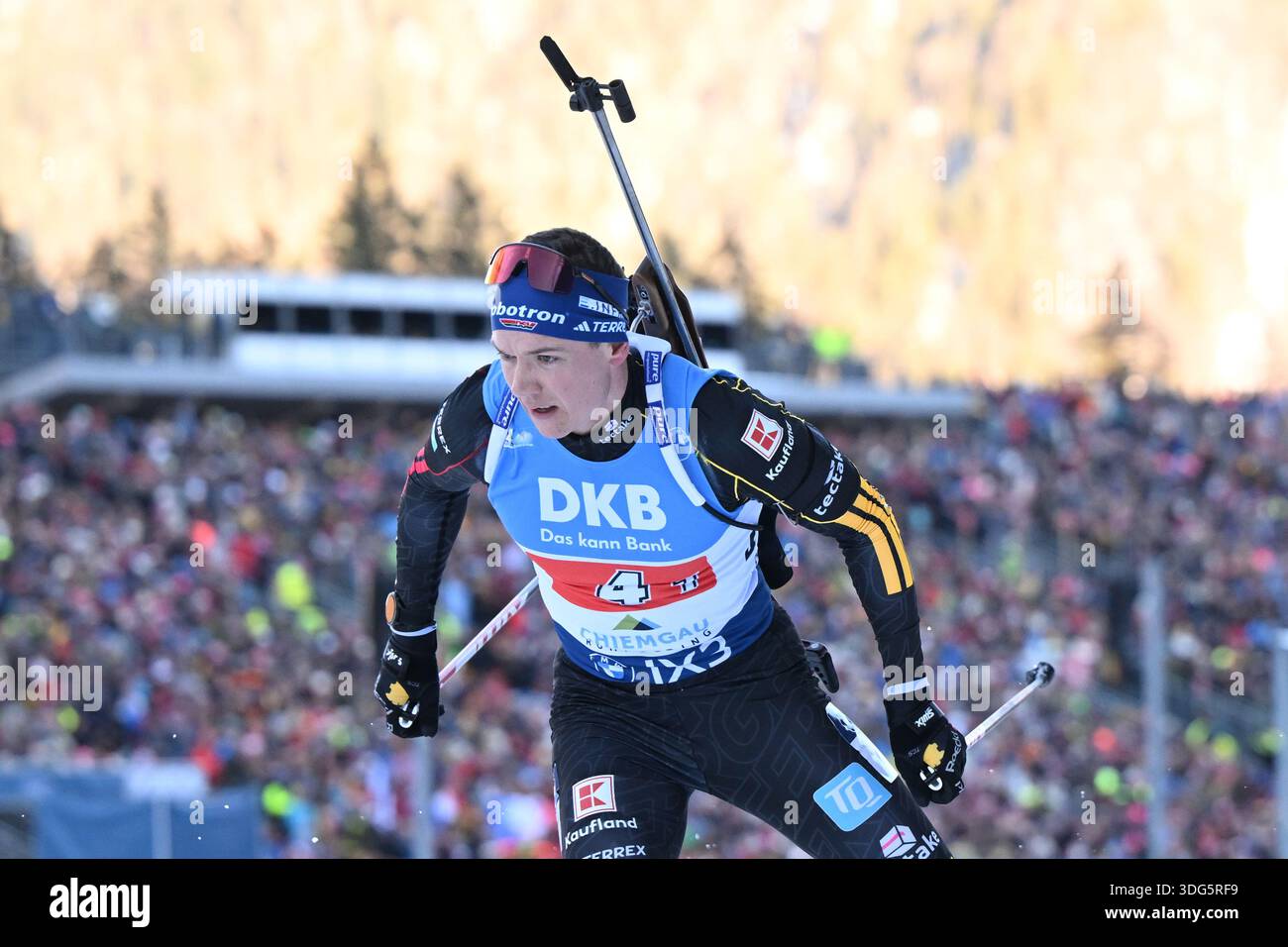15 January 2026, Bavaria, Ruhpolding: Biathlon: World Cup, relay 4 x 7. ...