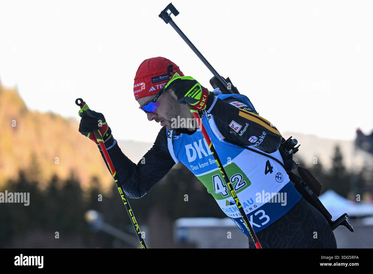 15 January 2026, Bavaria, Ruhpolding: Biathlon: World Cup, relay 4 x 7. ...