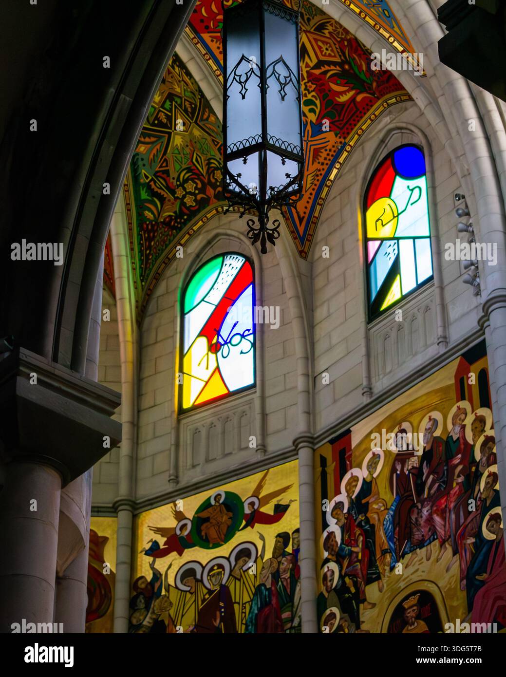Stained glass windows and ceiling of Madrid Cathedral Stock Photo - Alamy