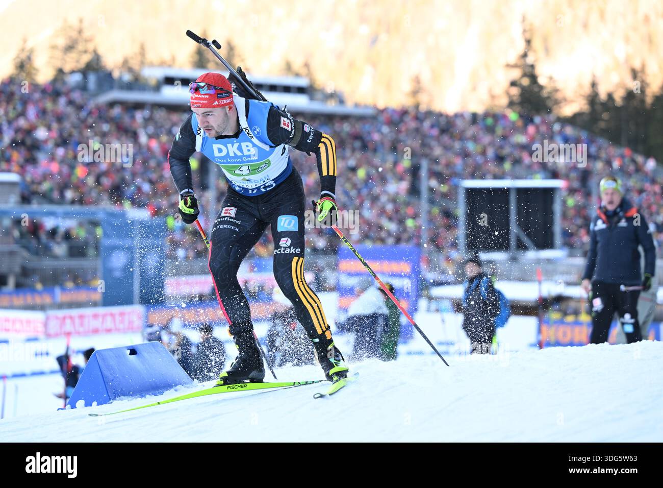 15 January 2026, Bavaria, Ruhpolding: Biathlon: World Cup, relay 4 x 7. ...