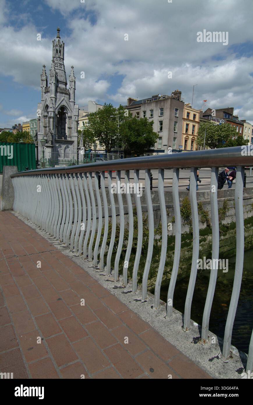 National monument, Gothic-Revival limestone memorial monument with ...
