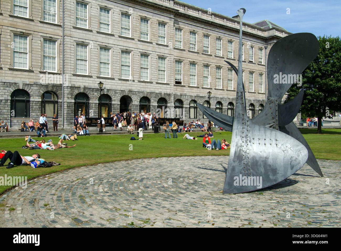 Trinity College building exterior, Dublin. - Dublin - Ireland, Ireland ...