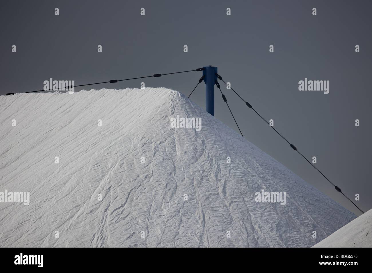 Pile white salt under hi-res stock photography and images - Alamy