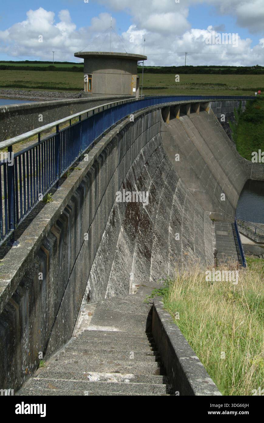 Dam, Drift reservoir on a sunny day in Summer. - The Lizard Peninsula ...