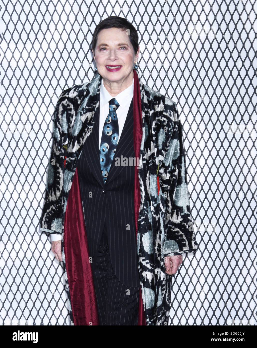 Photo by: Patricia Schlein/STAR MAX/IPx 2026 1/14/26 Isabella ...