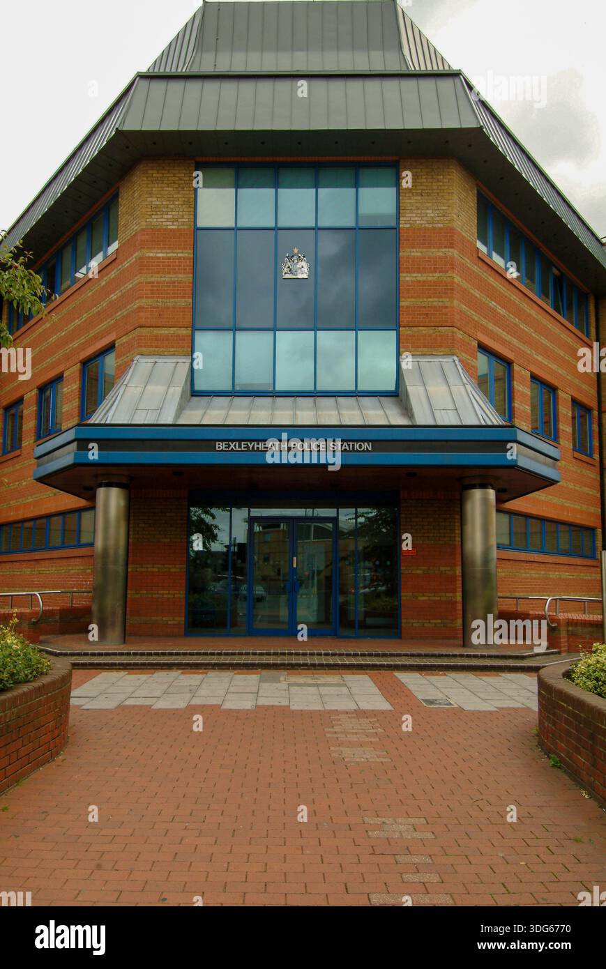 Bexleyheath Police Station frontage seen from street. - Bexley, United ...
