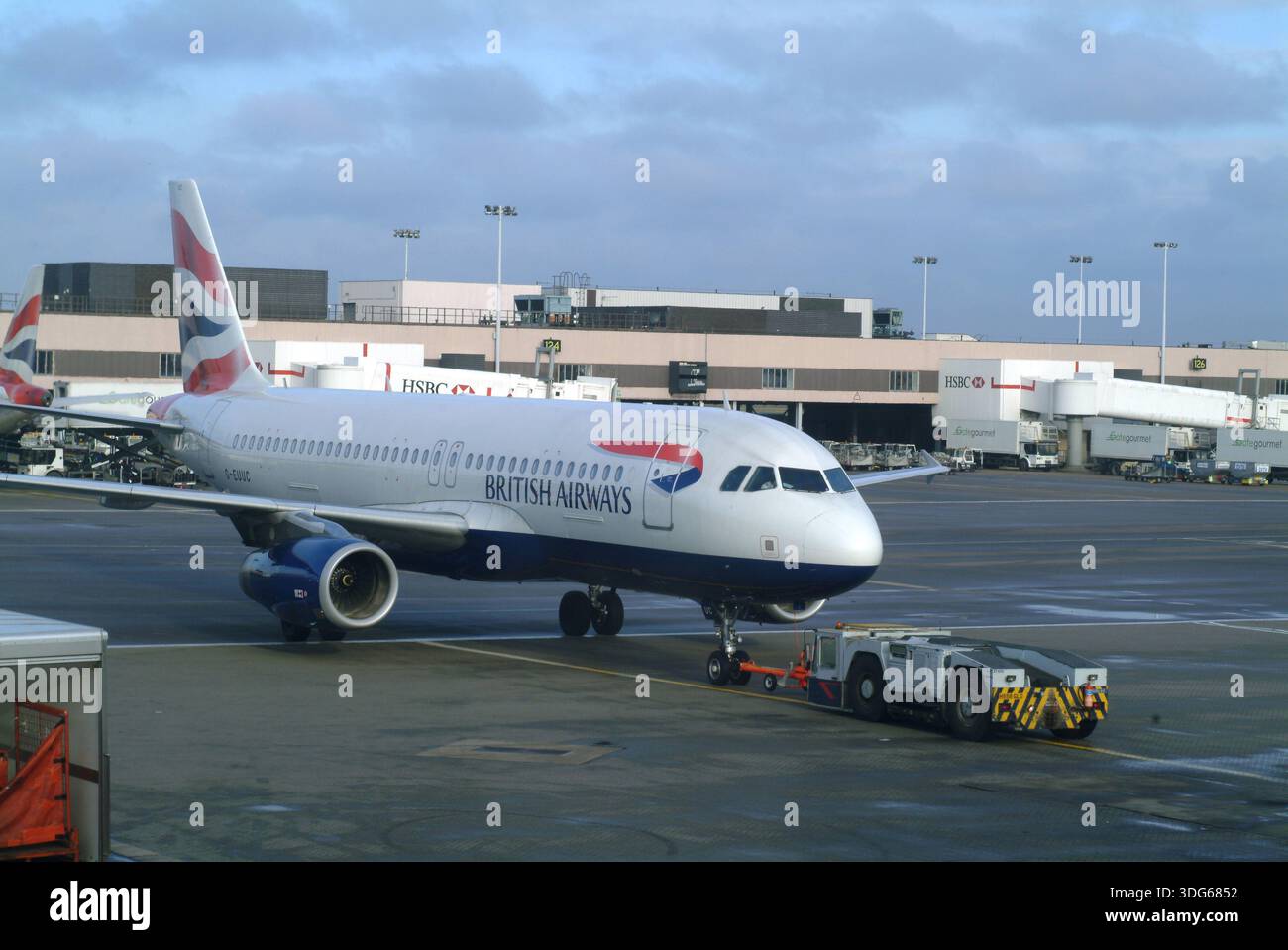 British Airways plane at Heathrow getting push back. - Borough of ...