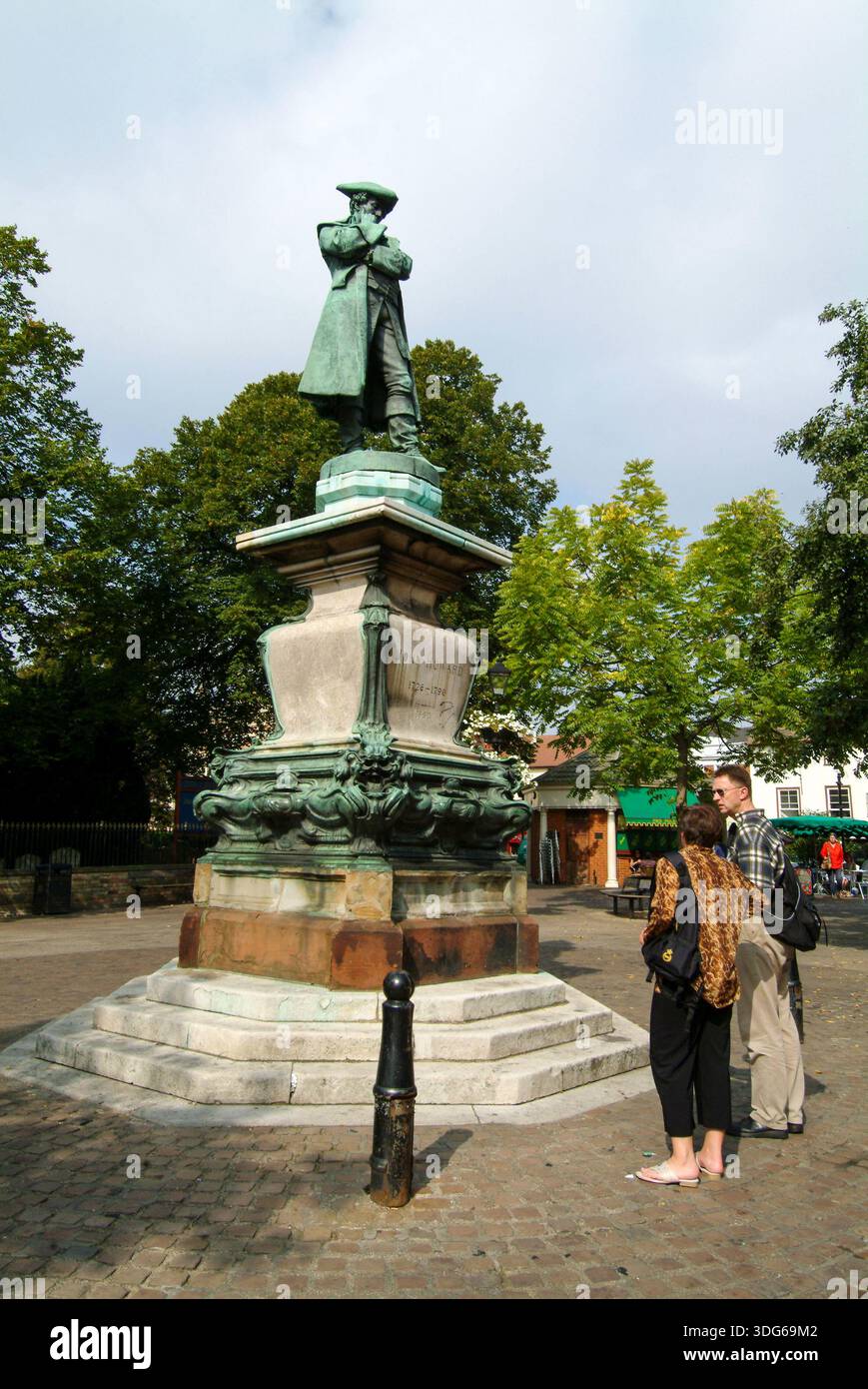 John Howard statue, Bedford the county town of Bedfordshire. - Bedford ...
