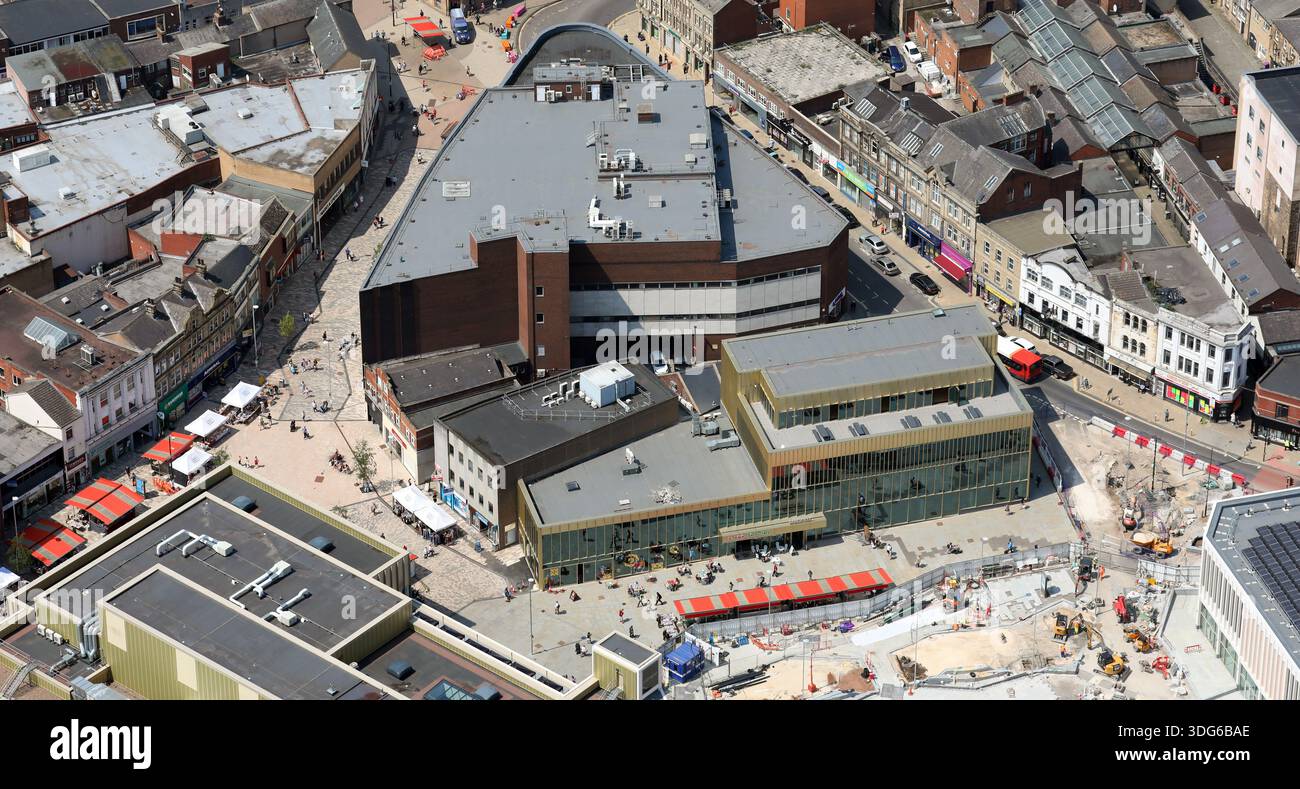 aerial view of Barnsley Library in the town centre Stock Photo - Alamy