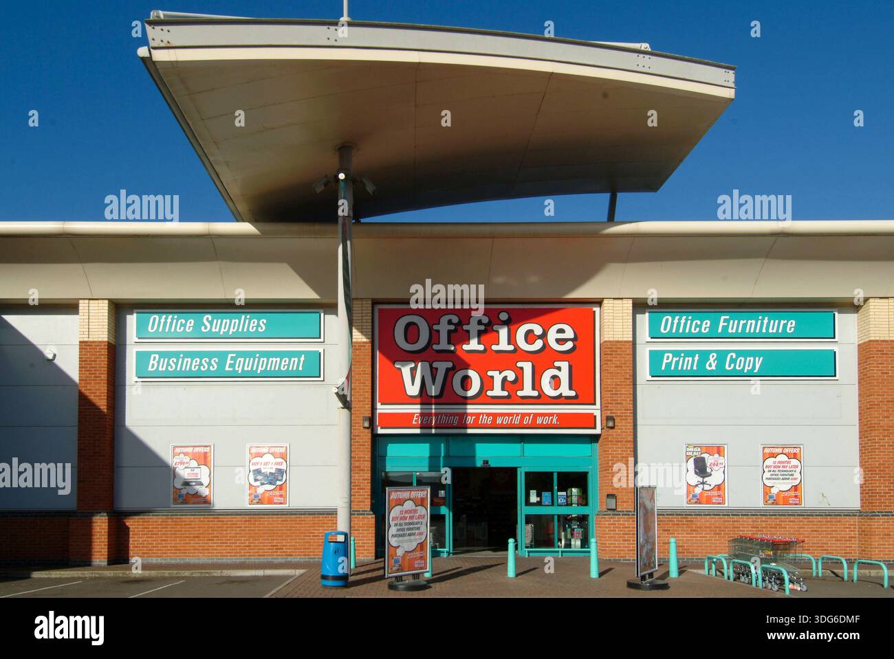 Office World shop office supplies retailer UK. - Hillingdon, United ...