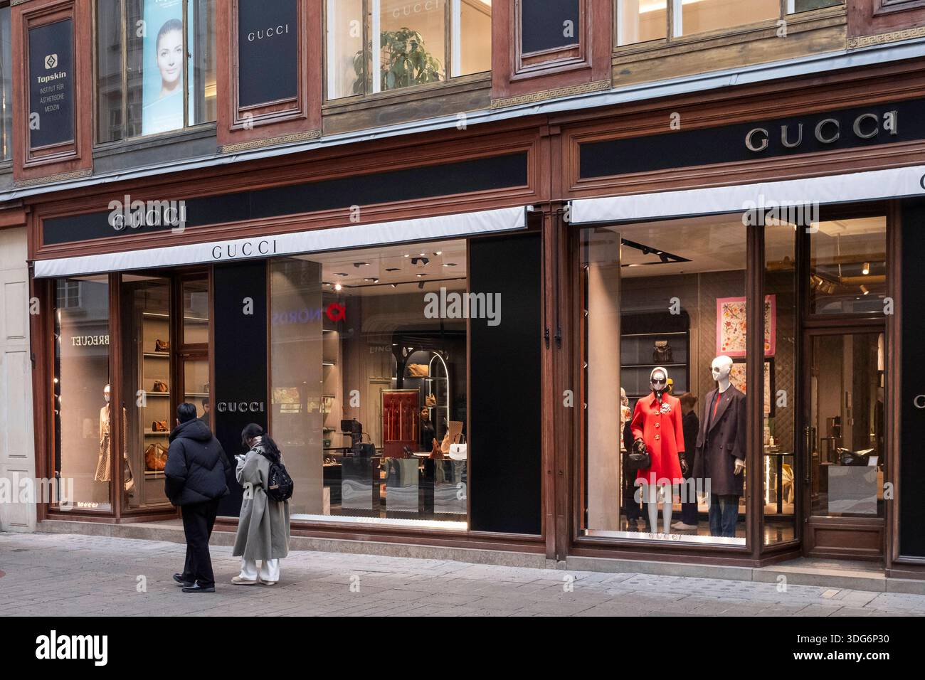 Gucci Geschäft in Wien *** Gucci shop in Vienna Österreich, Austria ...