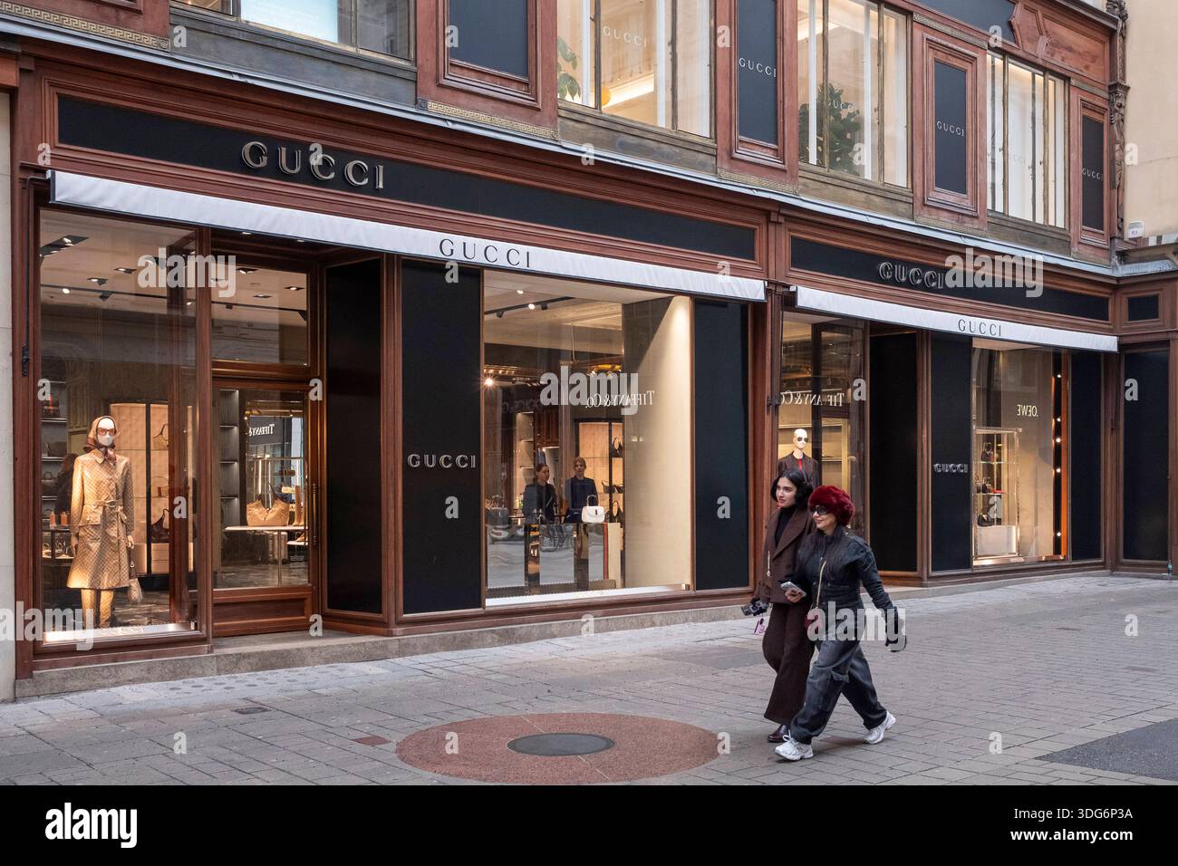 Gucci Geschäft in Wien *** Gucci shop in Vienna Österreich, Austria ...