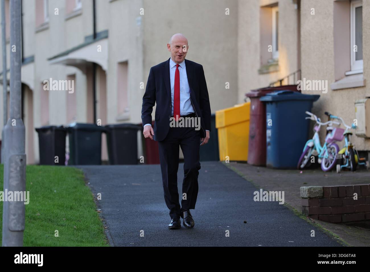 Defence secretary john healey viewing housing for military personnel in ...