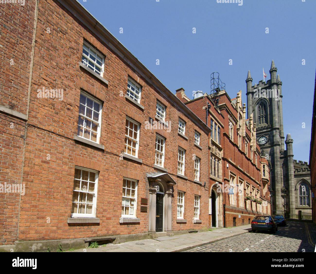 Oldham, town in Greater Manchester, Church Lane. - Oldham - England ...
