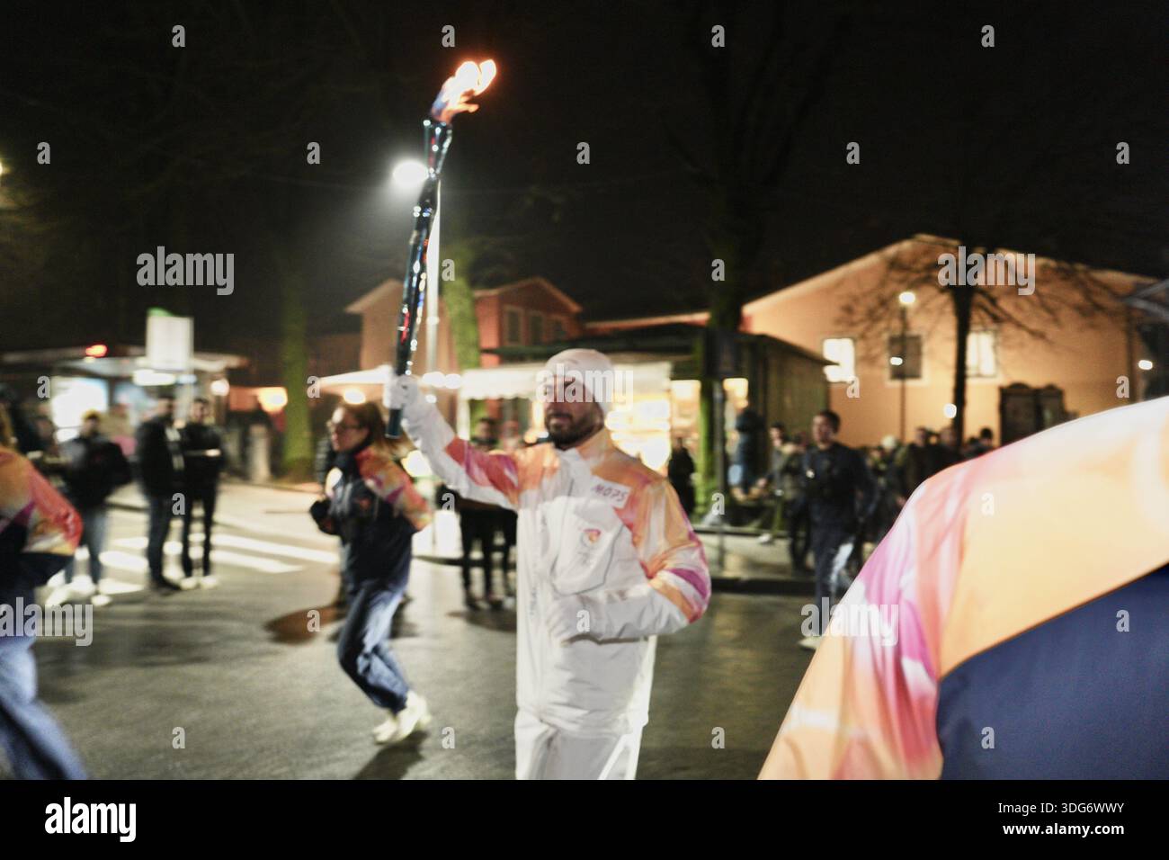 Pavia, Italy. 15th Jan, 2026. The Olympic flame arrives in Pavia, led ...