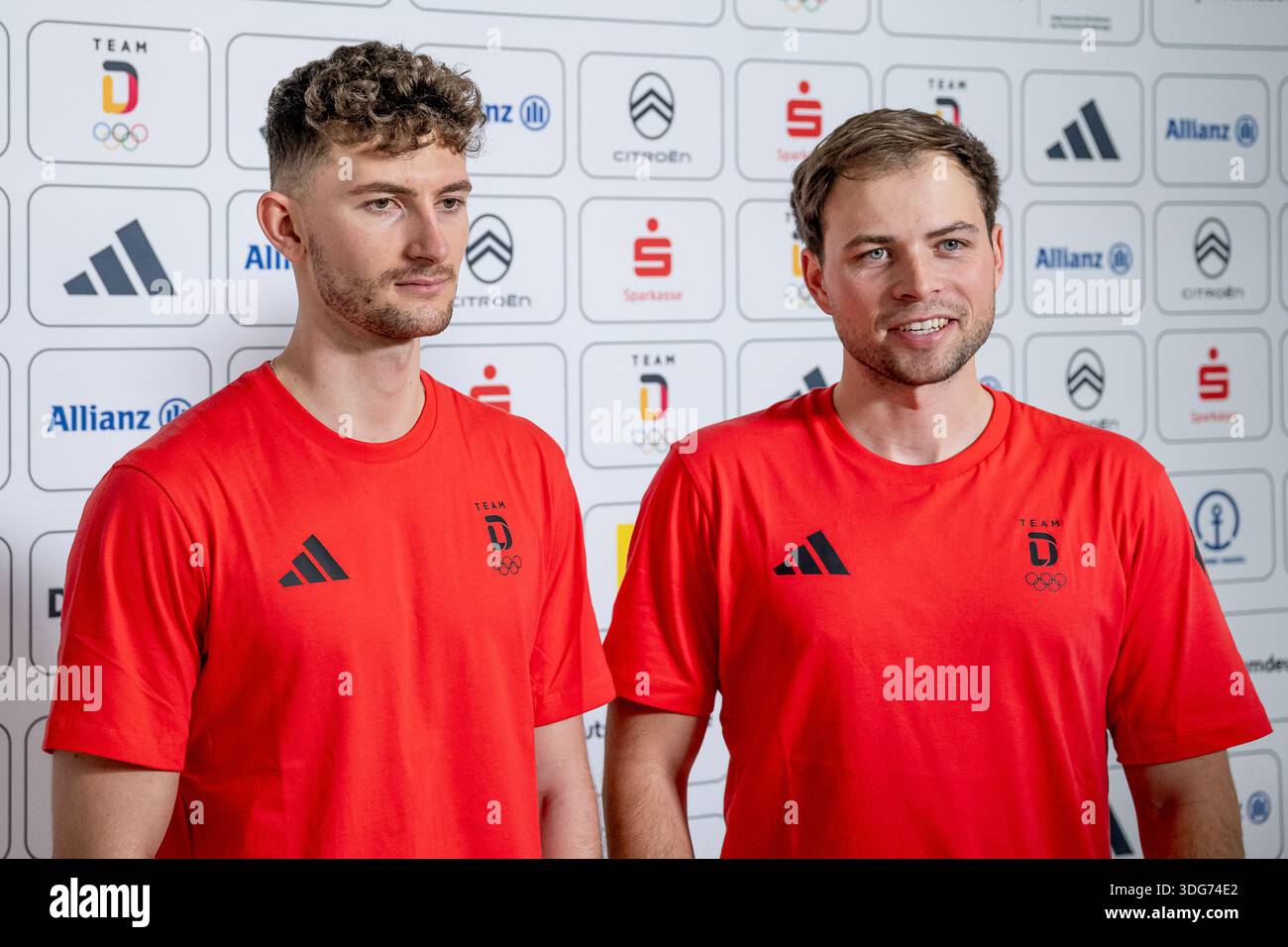 Benjamin Kapp (DOSB Olympic Squad German Curling Association DCV) and ...