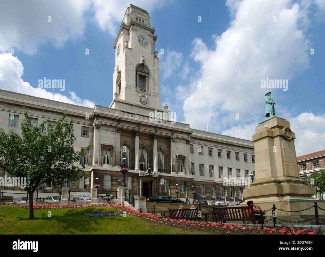 Barnsley, town hall municipal building in Church Street. - Barnsley ...