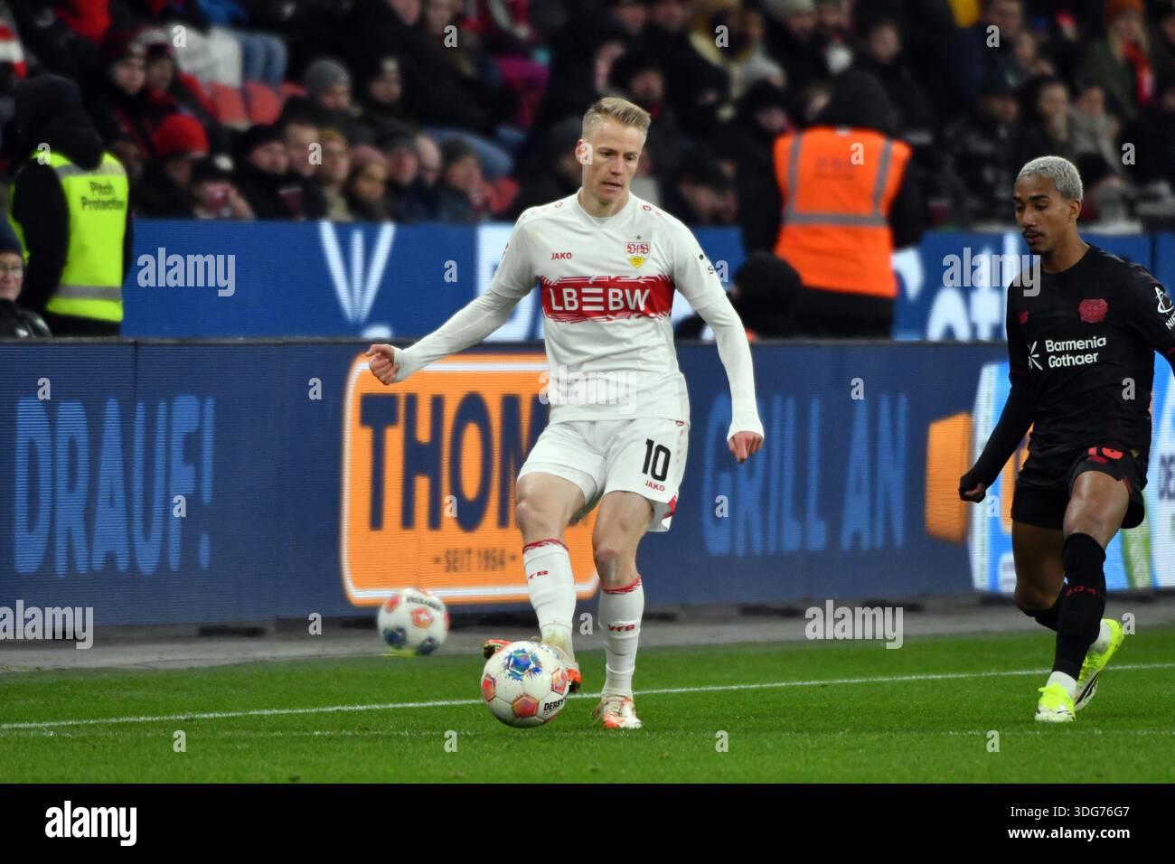 Football; Matchday 16; 1. Bundesliga [Bundesliga]; Season 2025/2026 ...