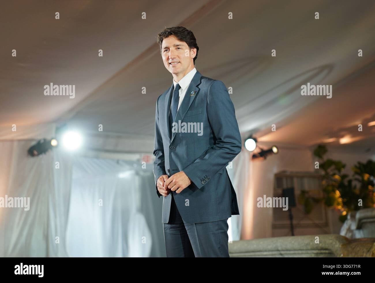 Prime minister of canada justin trudeau hi-res stock photography and ...