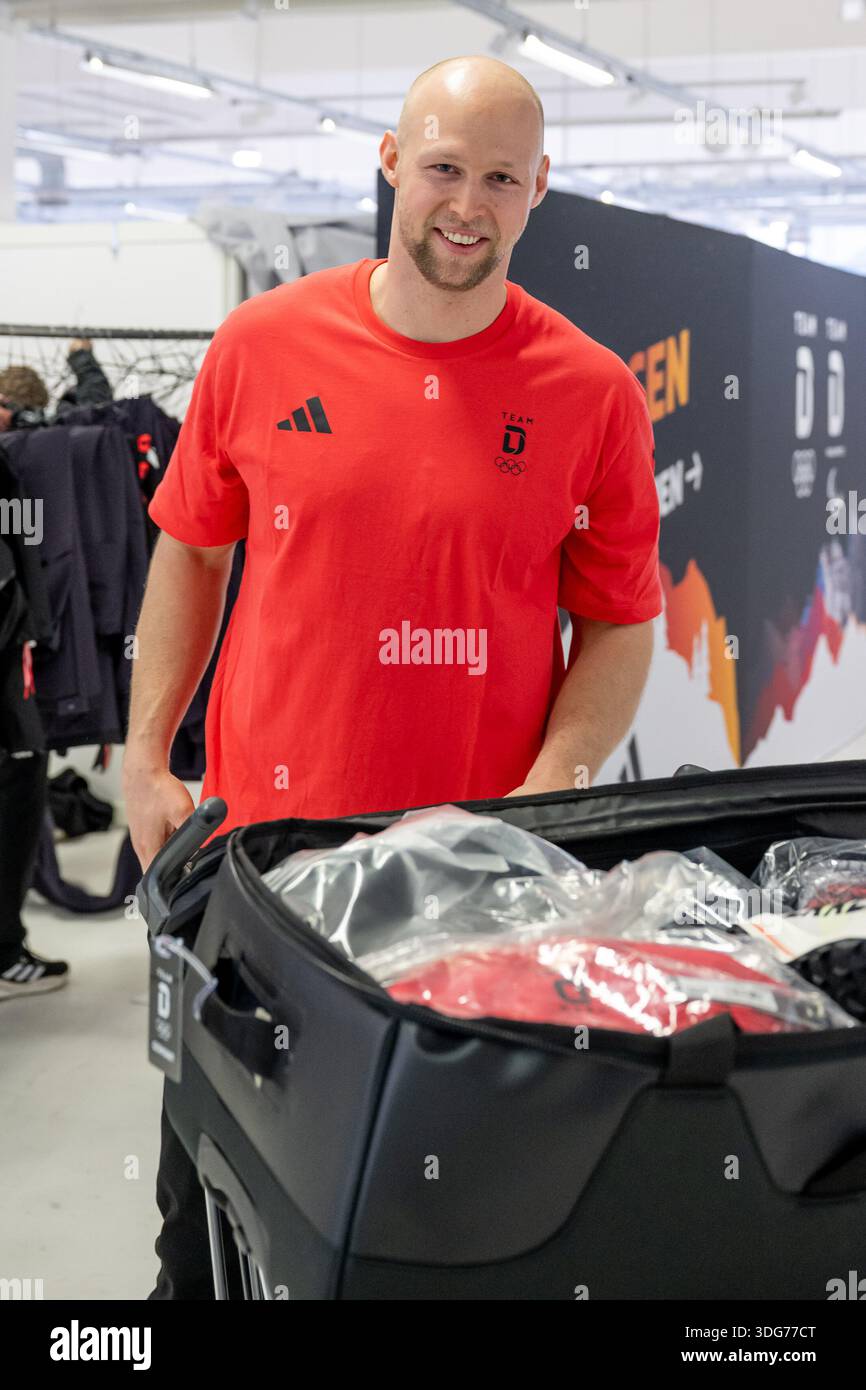 Alexander Schueller (DOSB Olympic Squad Bob and Sled Association for ...